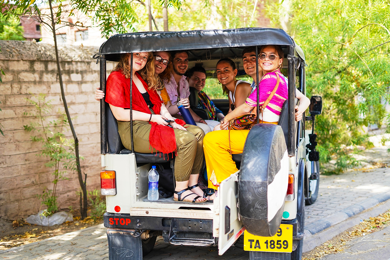 How We Travel + Why It Matters - Actuality Abroad